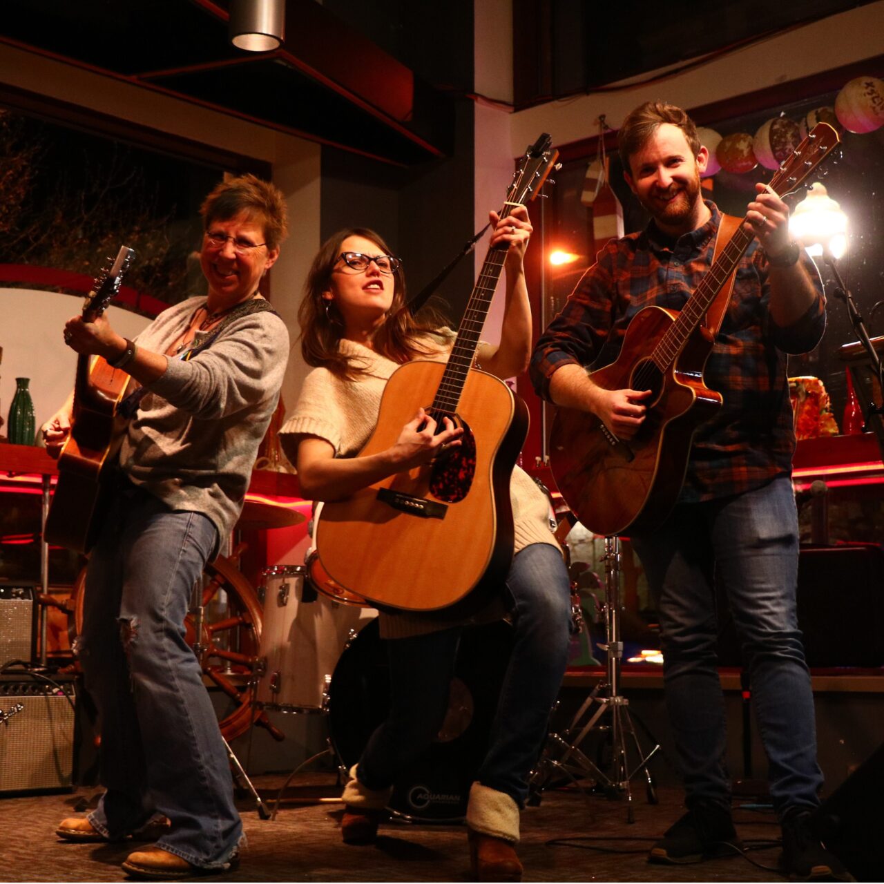 The Front Row - Common Chord